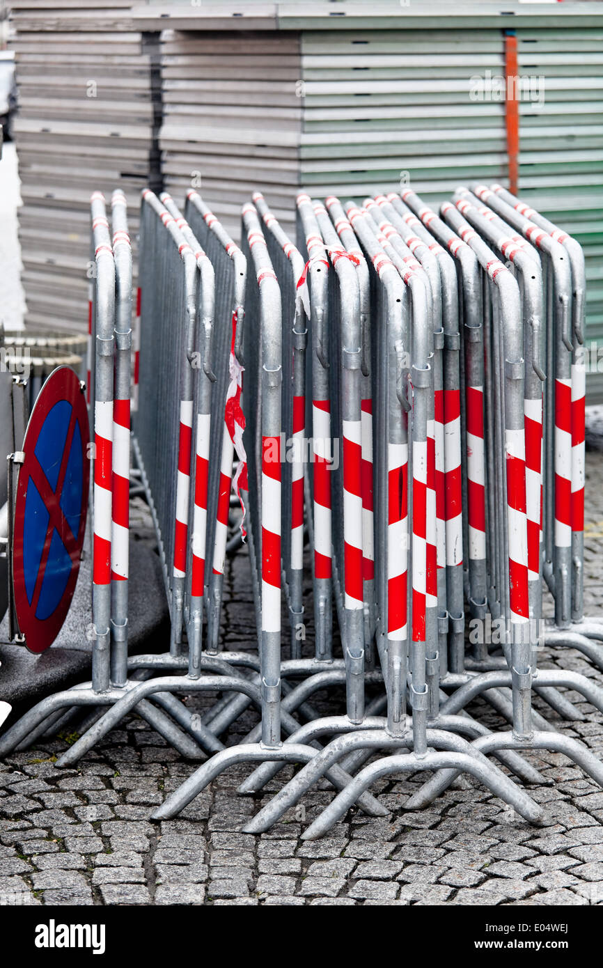 Block out of vision grid for streets barrier, Absperr Gitter fuer eine ...
