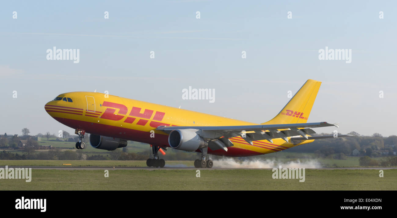 Airbus a300 600 hi-res stock photography and images - Alamy