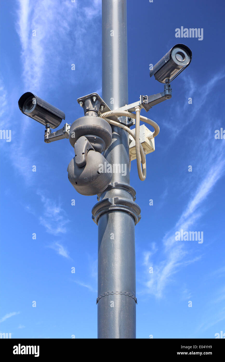 Security secure sky hi-res stock photography and images - Alamy