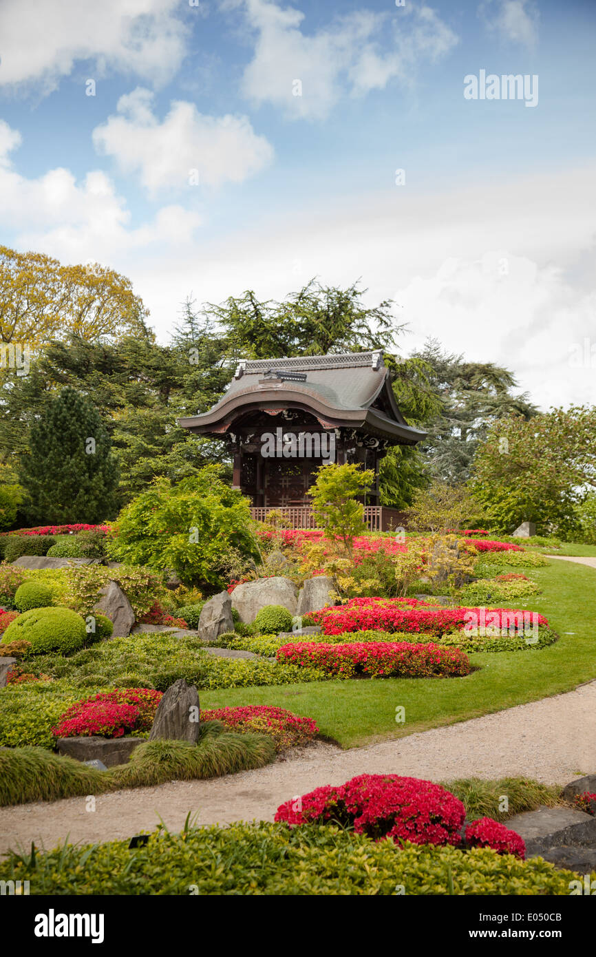 The Chokushi-Mon Japanese gardens, Royal Botanical Gardens, Kew Stock ...