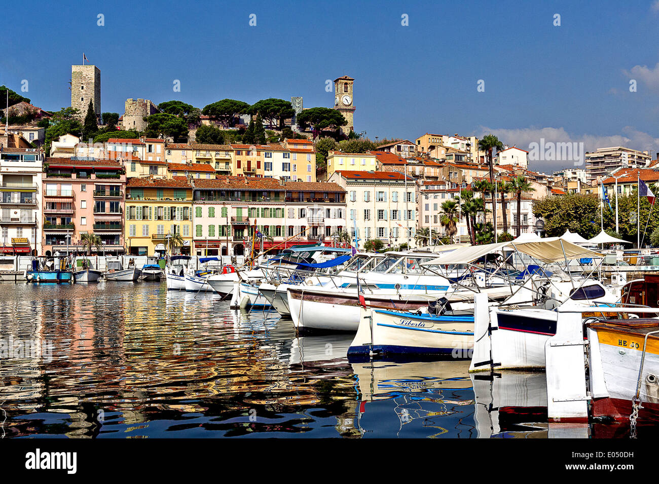 Cannes old harbor hi-res stock photography and images - Alamy