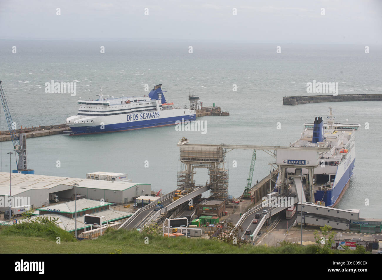 UK. 2nd May 2014. Marine accident investigators are today trying to ...