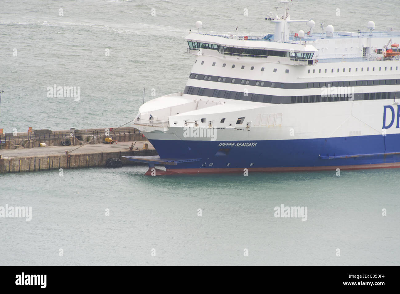 UK. 2nd May 2014. Marine accident investigators are today trying to ...