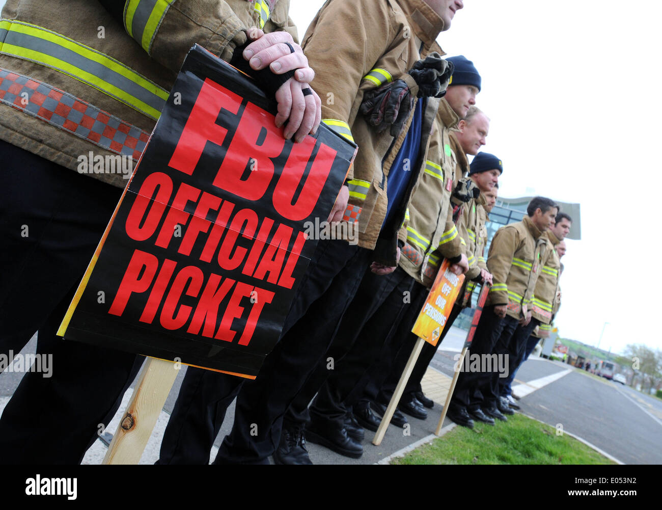Fire brigade strike england uk hi-res stock photography and images - Alamy