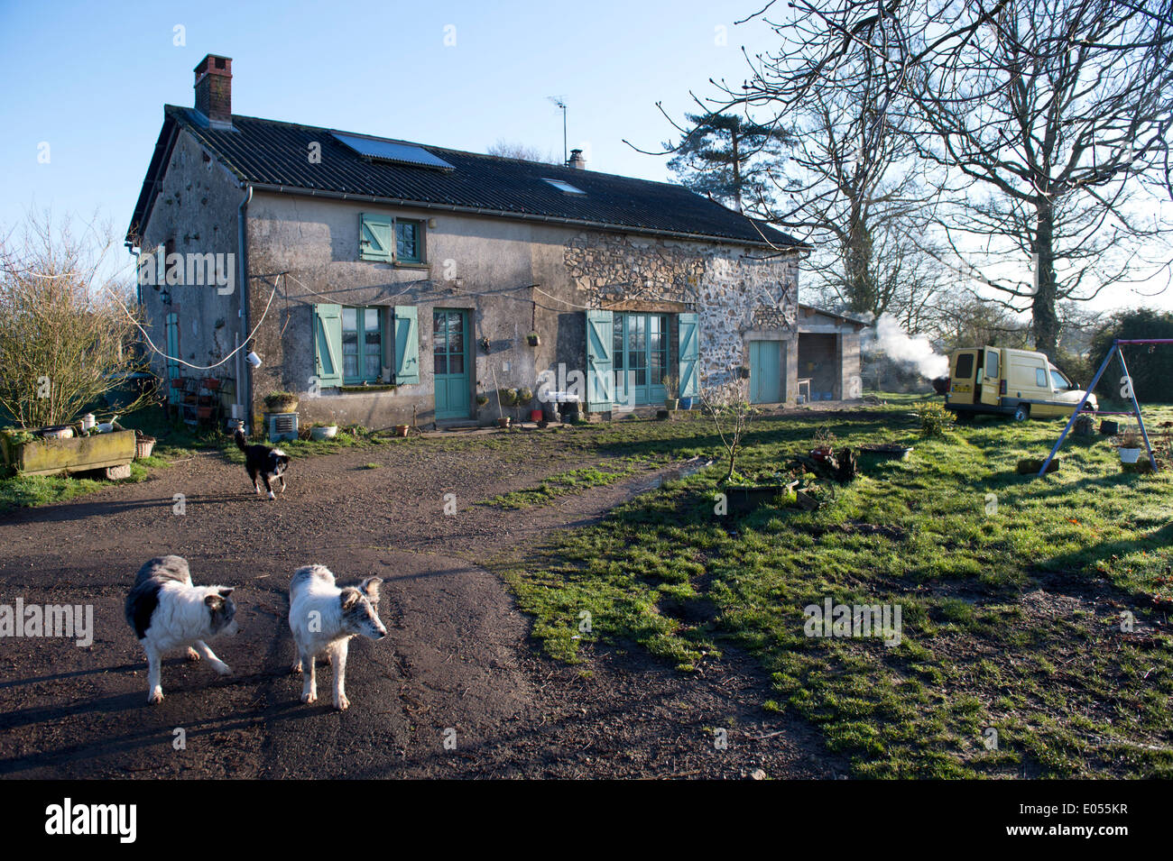 French farmhouse hi-res stock photography and images - Alamy