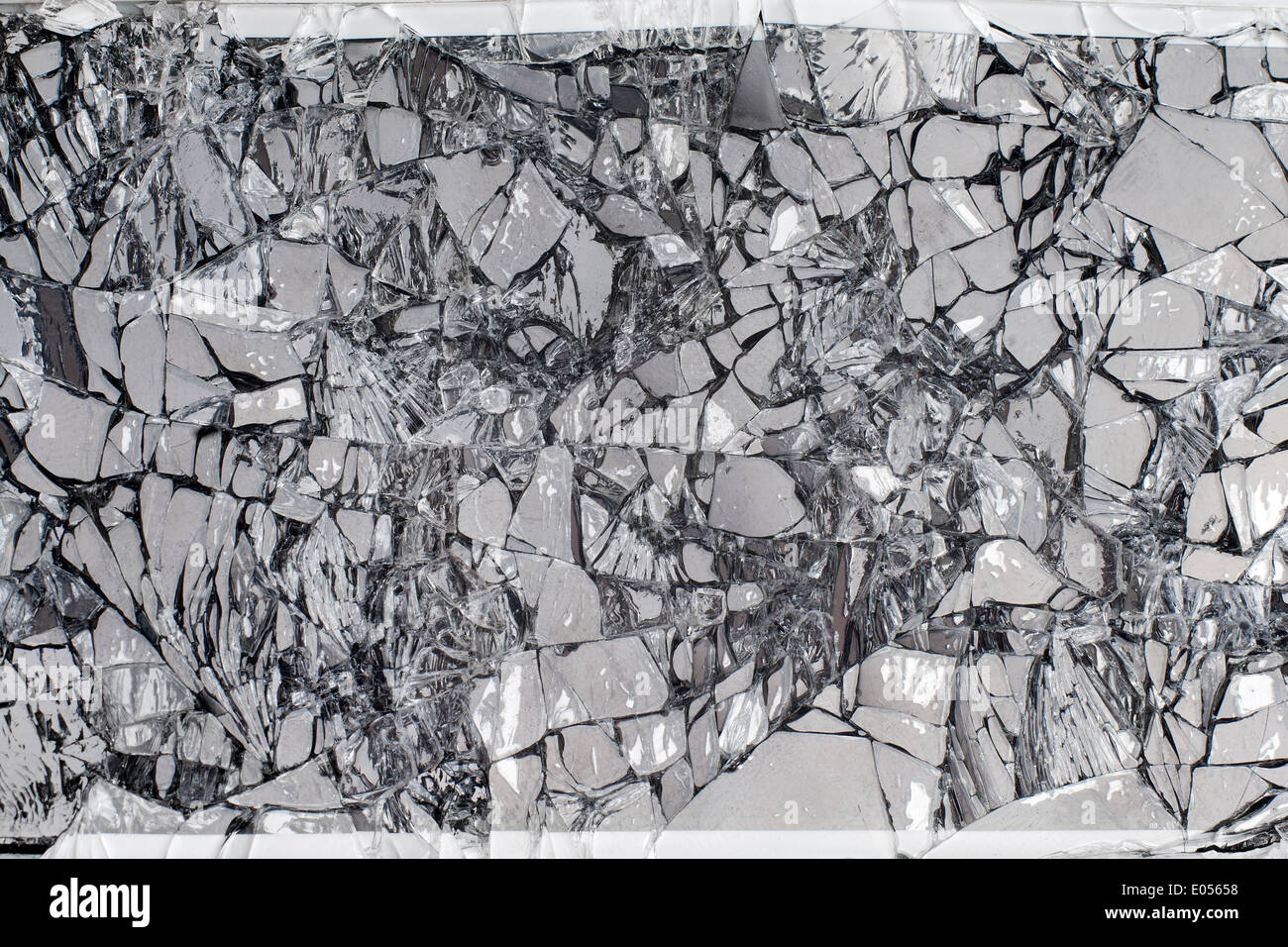 Broken mobile device Stock Photo - Alamy