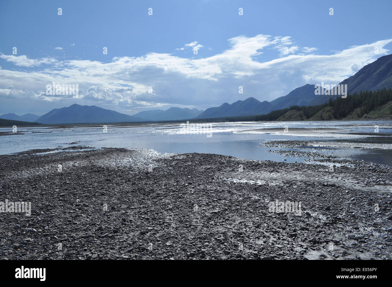 Mountain river Suntar. Landscape of the far corners of the earth in ...