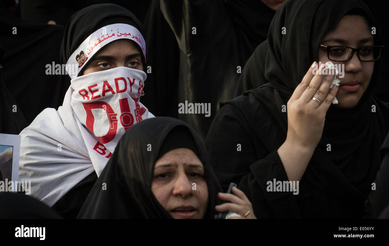 Bahrain girl hi-res stock photography and images - Alamy