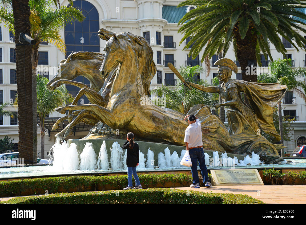 'The Conqueror' statue and The D'oreale Grande Hotel, Kempton Park ...