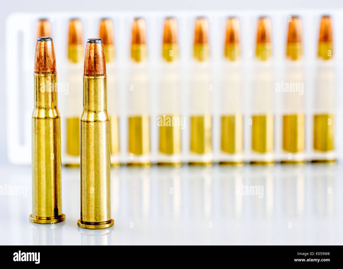 Bullets rifle hi-res stock photography and images - Alamy