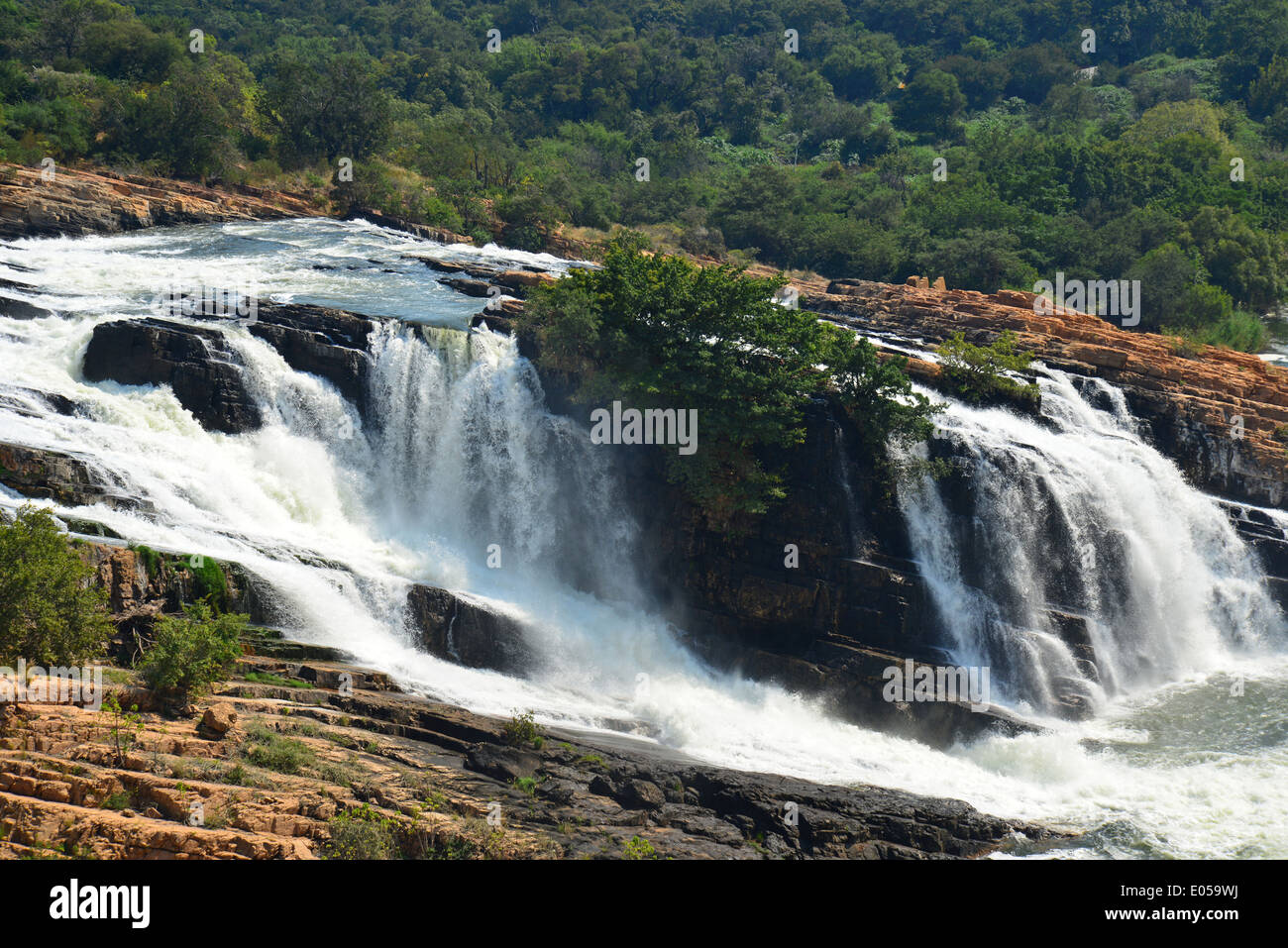 North west flow hi-res stock photography and images - Alamy