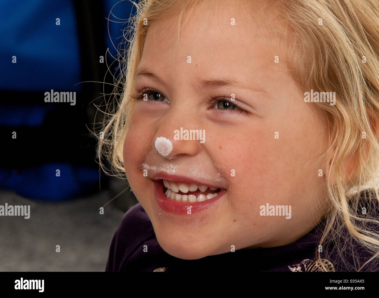 Child head. Portrait of a small girl., Kinderkopf. Portrait eines ...