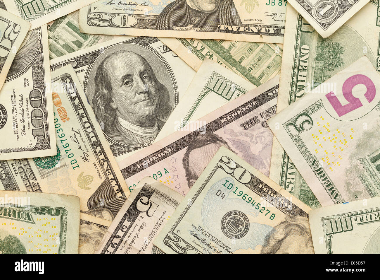 Scattered Money Stock Photos & Scattered Money Stock Images - Alamy