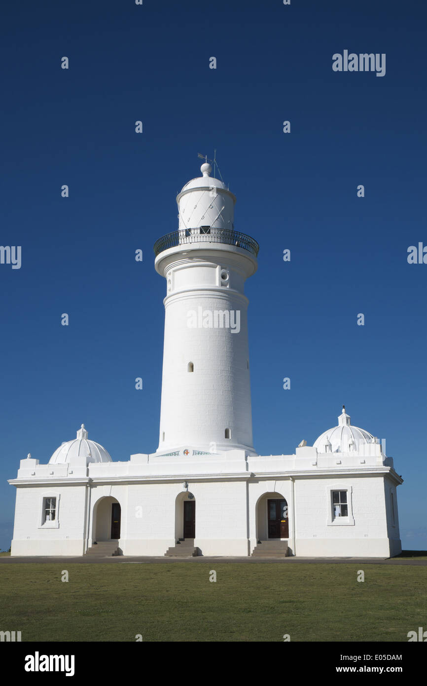 The Macquarie Lighthouse is Australia's first and longest operating ...