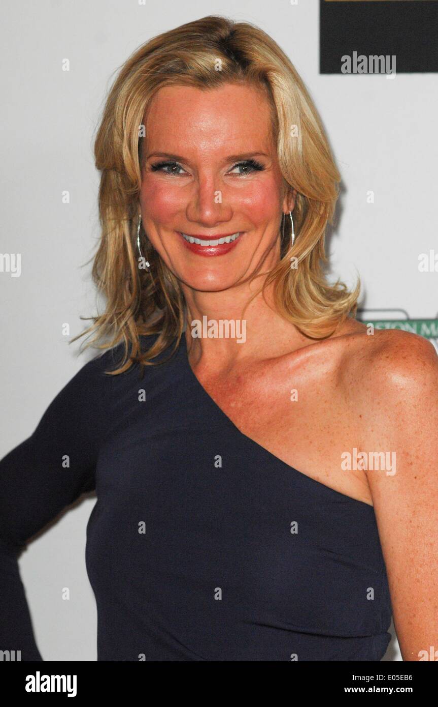 Los Angeles, CA, USA. 2nd May, 2014. Beth Littleford in attendance for ...