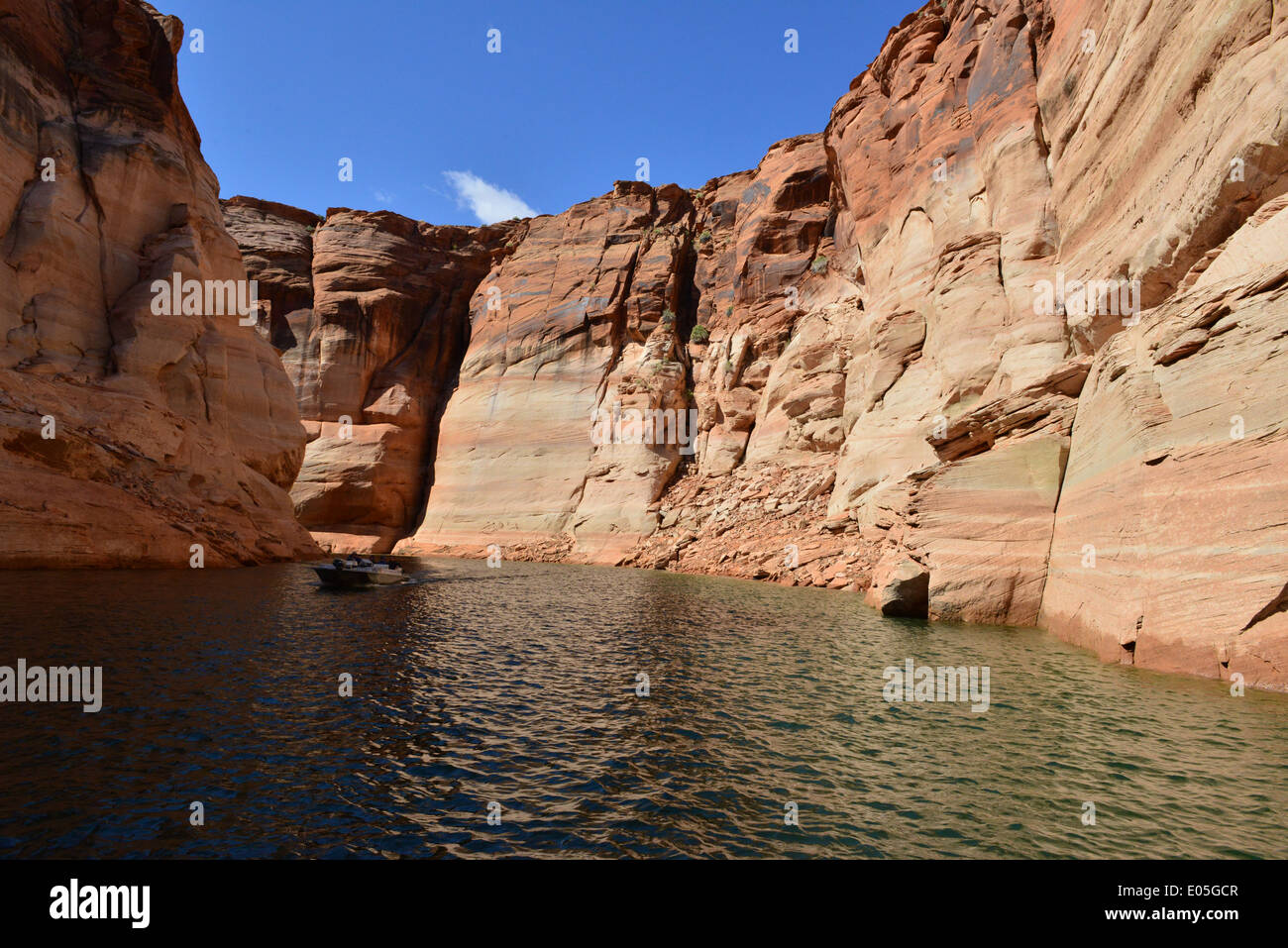 Lake Powell and associated scenery Stock Photo - Alamy
