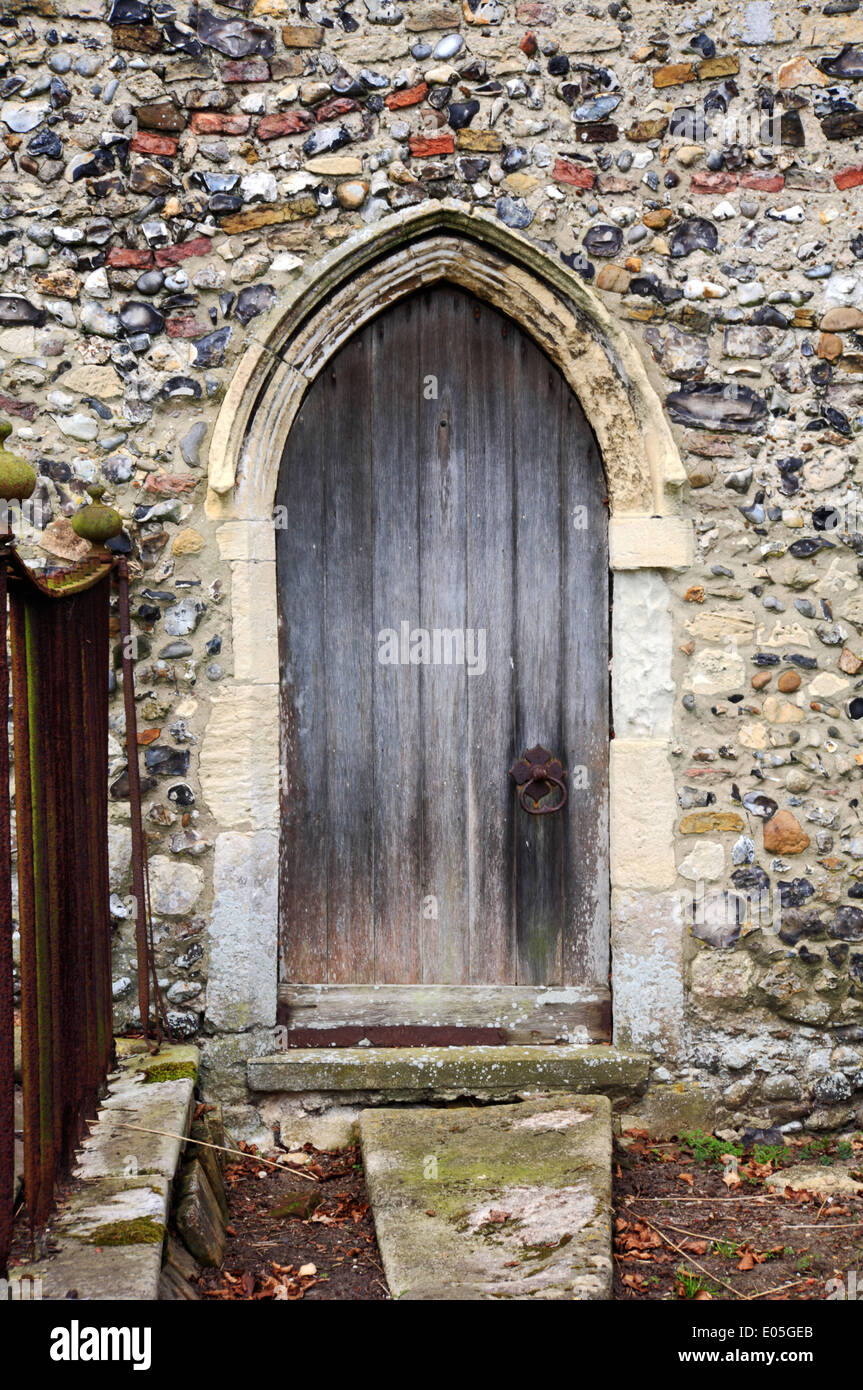 Priests door hi-res stock photography and images - Alamy