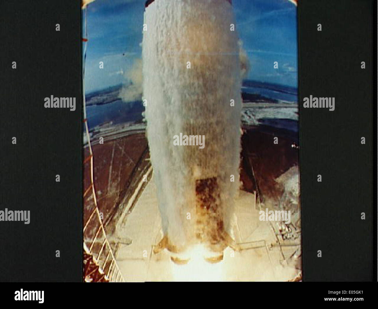 Liftoff of the Apollo 11 lunar landing mission Stock Photo - Alamy