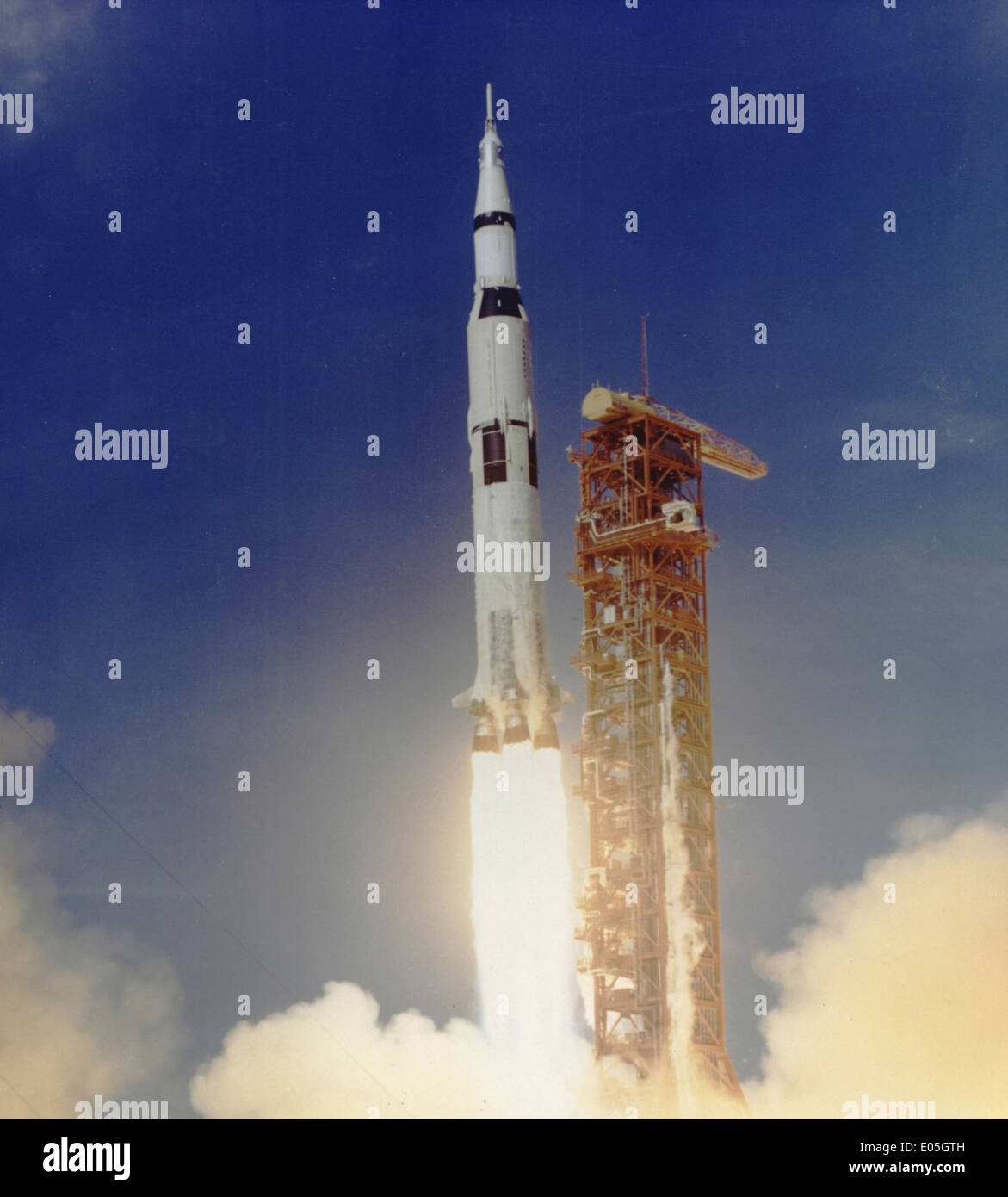 Apollo 11 launched using the Saturn V rocket, carrying astronauts Neil ...