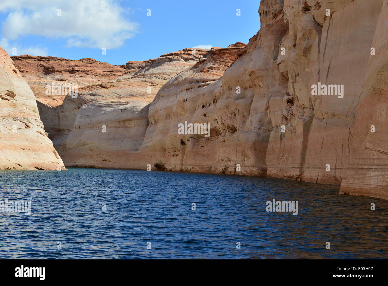 Lake Powell and associated scenery Stock Photo - Alamy