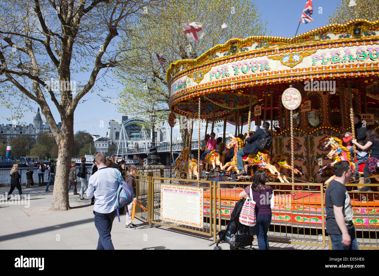 Carousel ride south bank london High Resolution Stock Photography and ...