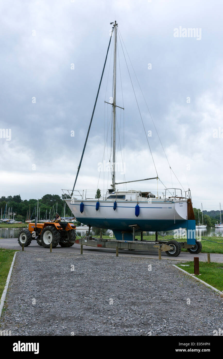 A Prospect 900 made by Ridgeway Marine in 1976, hull number 9. Now on ...