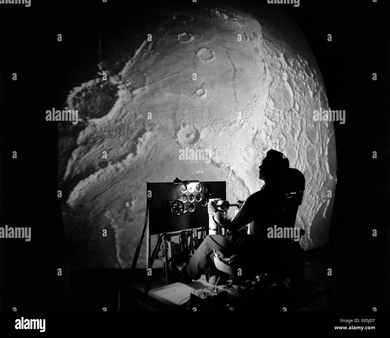 Simulation study Black and White Stock Photos & Images - Alamy