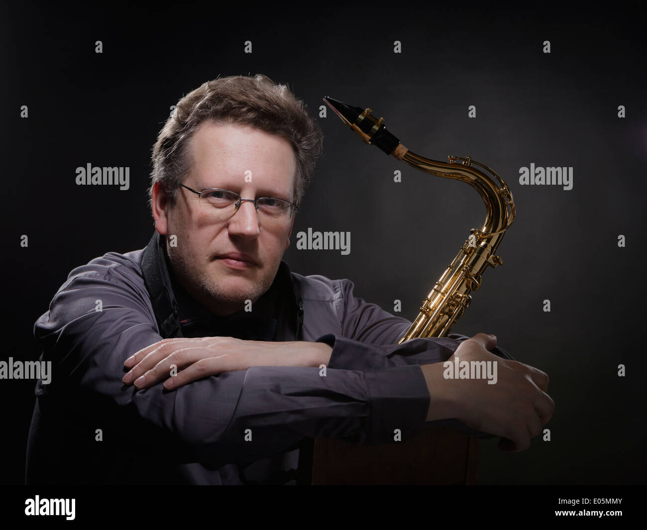 Pro saxophonist hi-res stock photography and images - Alamy