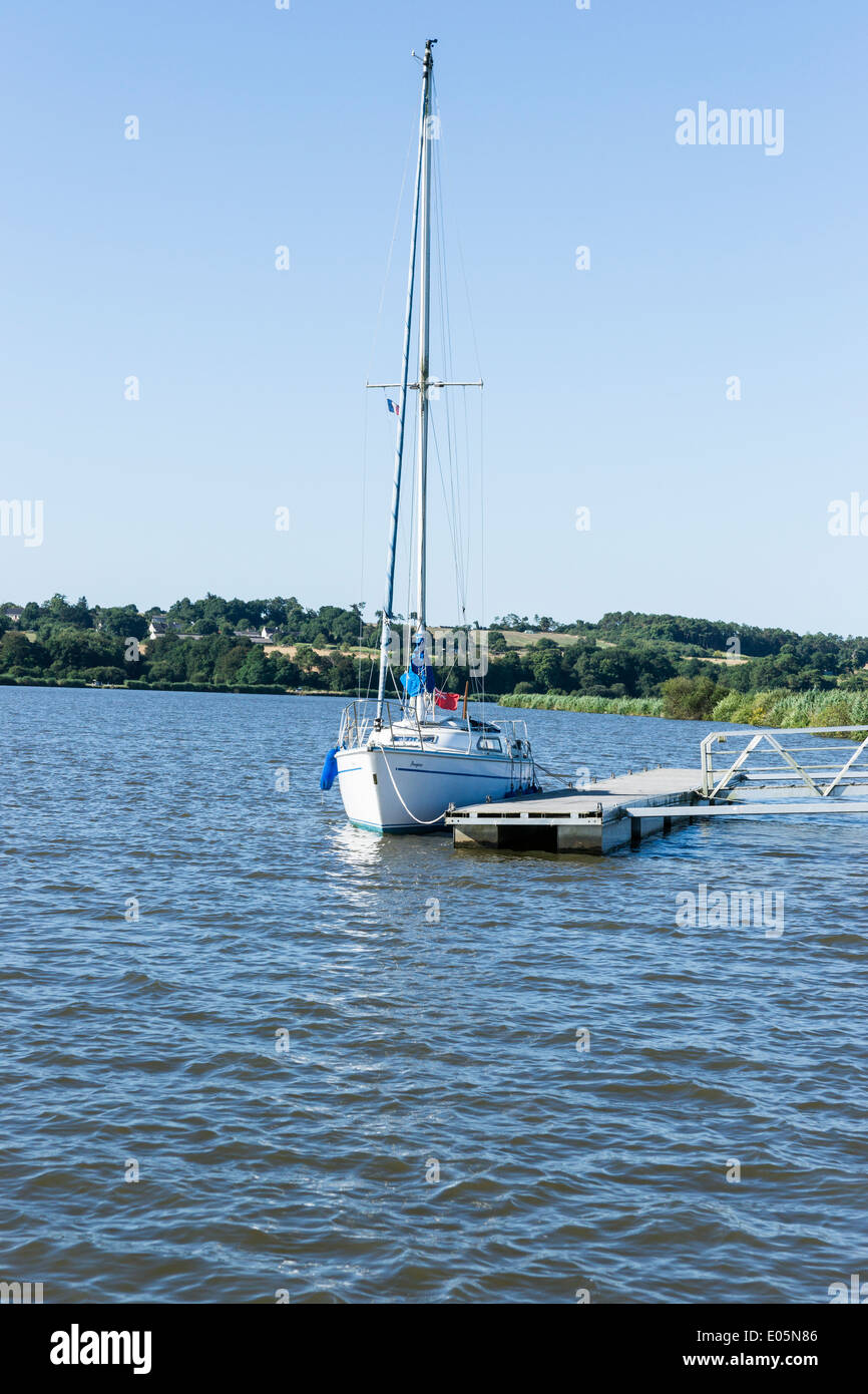 A Prospect 900 made by Ridgeway Marine in 1976, hull number 9. Now on ...