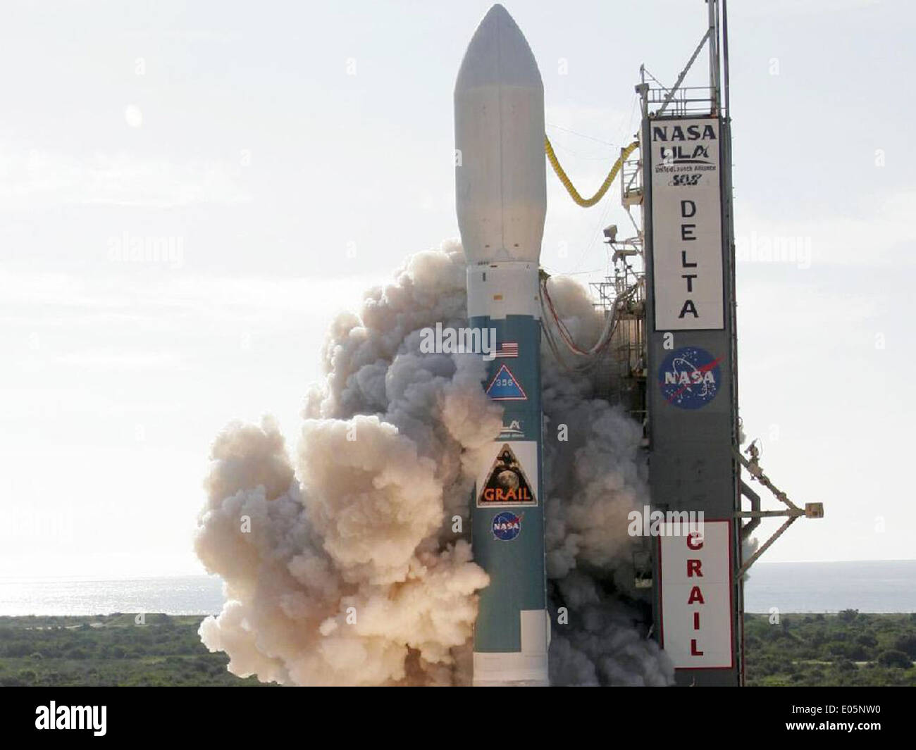 NASA’s GRAIL mission, using the Delta II rocket, launches from the ...
