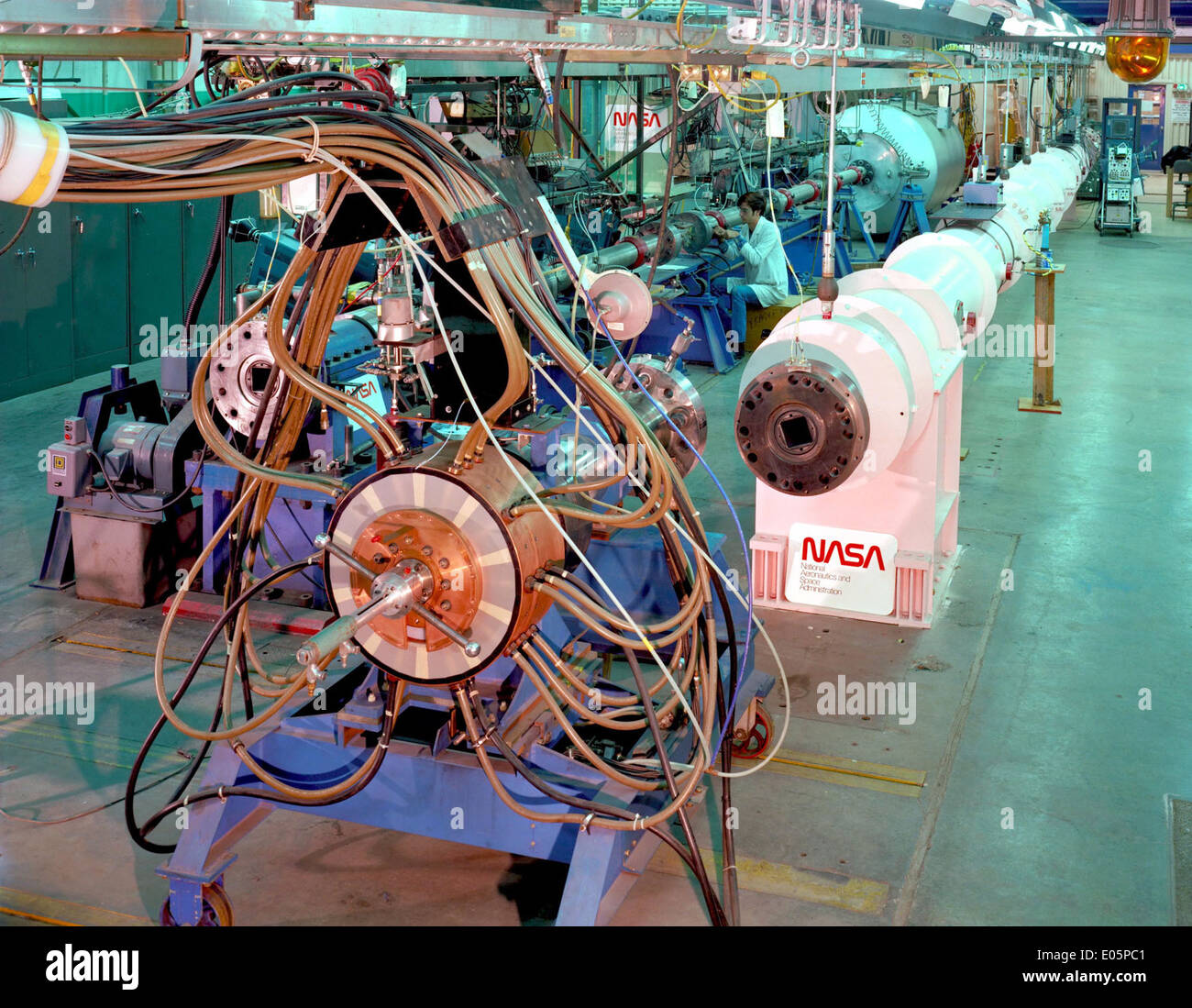 NASA's Electric Arc Shock Tube simulates high-temperature conditions ...