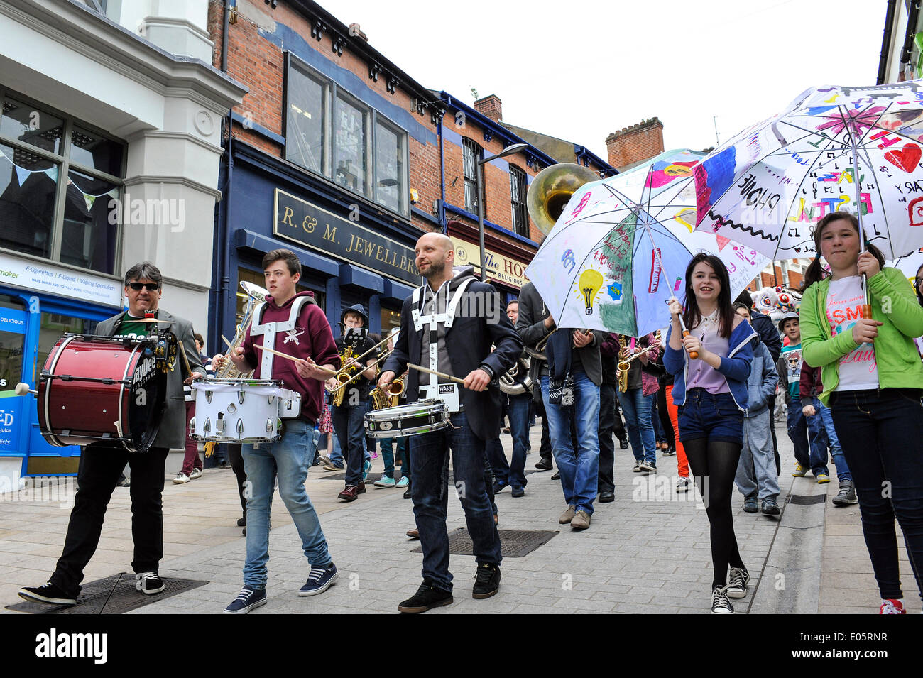 Derry londonderry northern ireland 3rd hi-res stock photography and ...