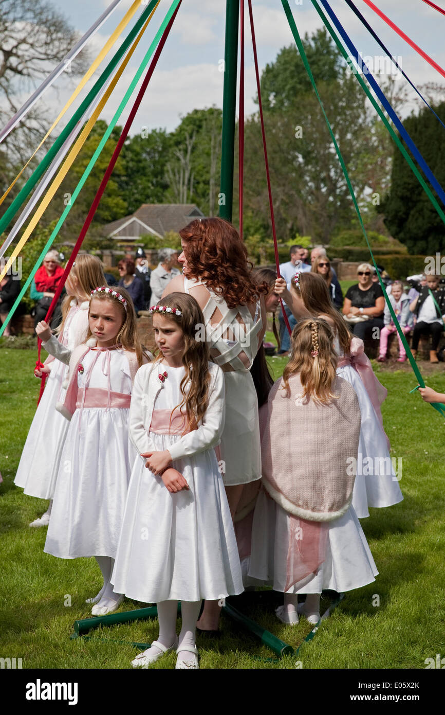 Orpington, Kent, UK. 3rd May 2014. Maypole dancing during the May Queen ...