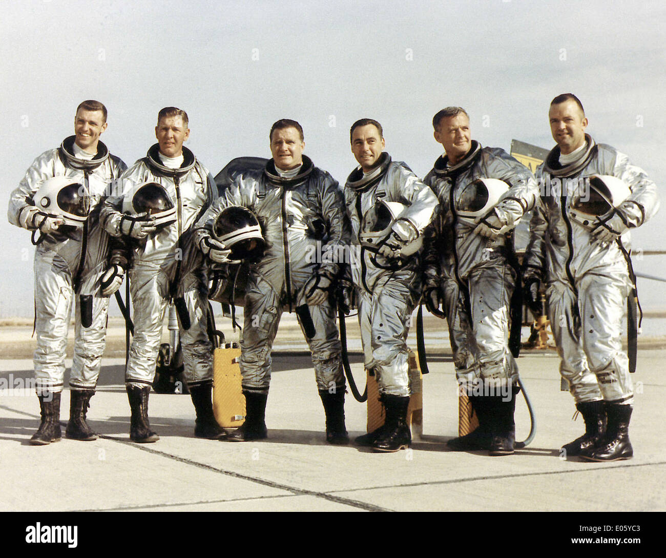 Joe engle hi-res stock photography and images - Alamy