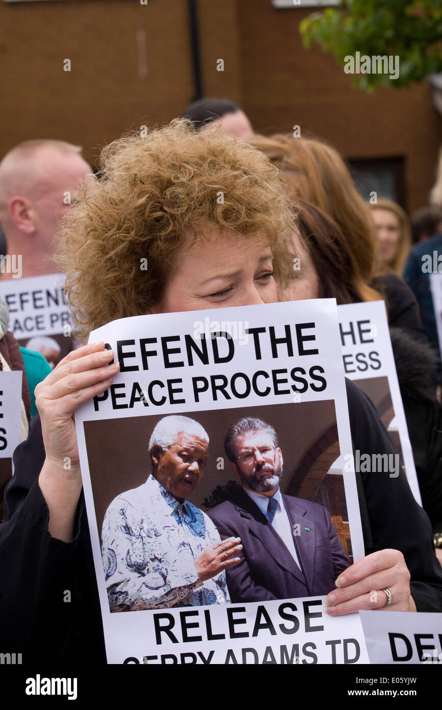 Divis Street, Belfast, Northern Ireland, UK. 3rd May 2014. Caral Ni ...