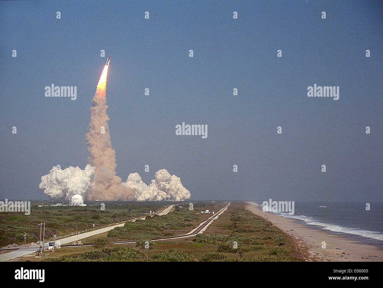 Sts29launch hi-res stock photography and images - Alamy