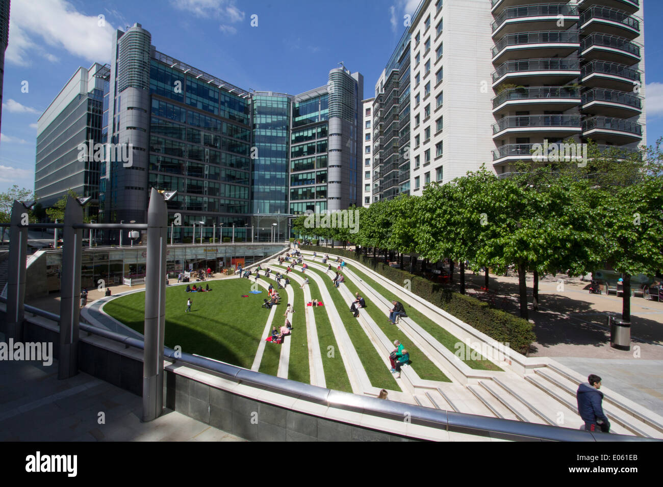 Sheldon Square Paddington Central London Stock Photo - Alamy