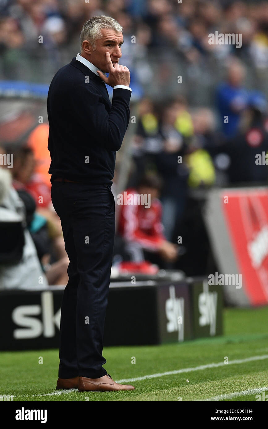 Hamburg, Hamburg, Deutschland. 3rd May, 2014. Trainer Mirko Slomka of ...