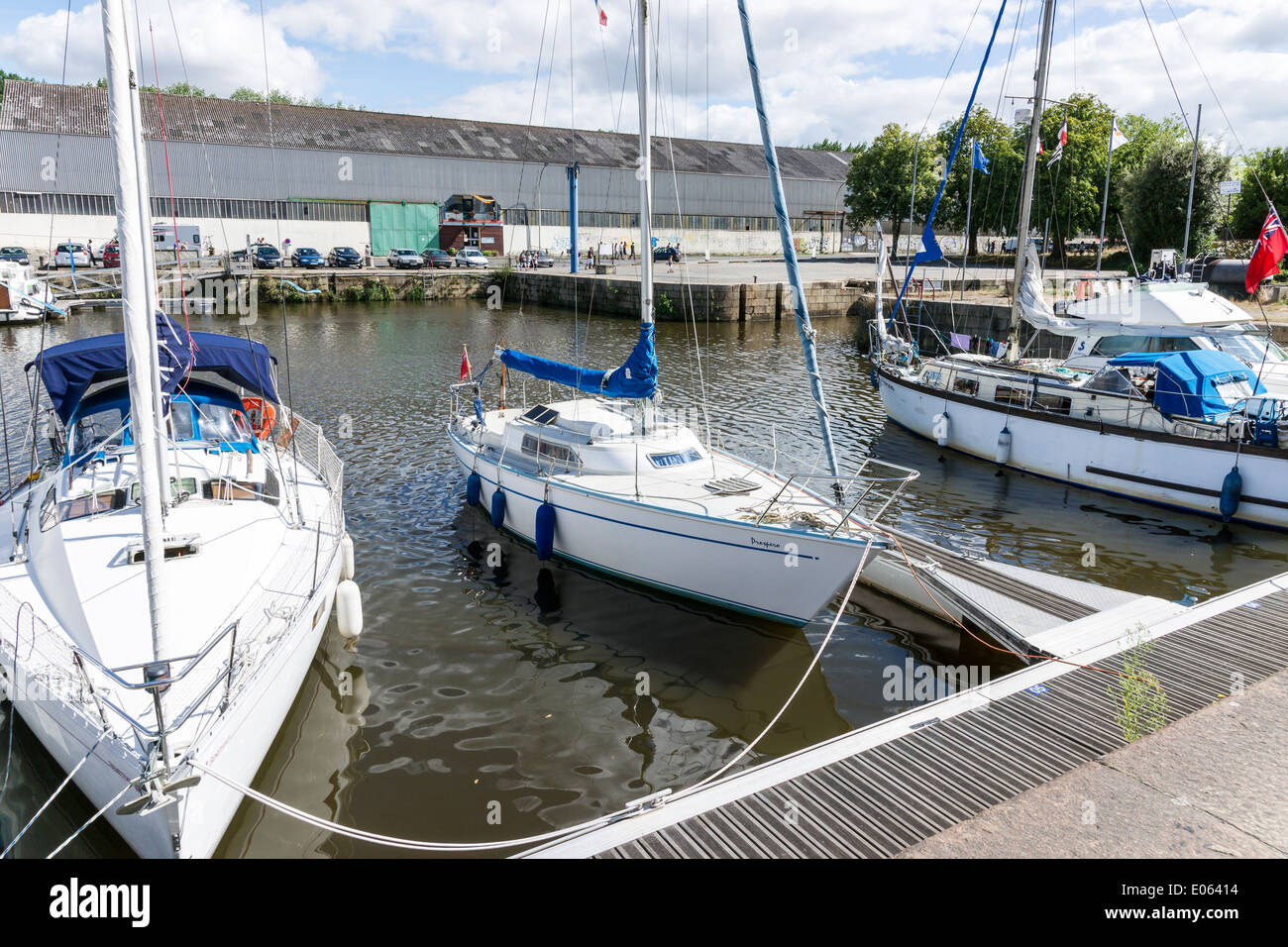 A Prospect 900 made by Ridgeway Marine in 1976, hull number 9. Now on ...