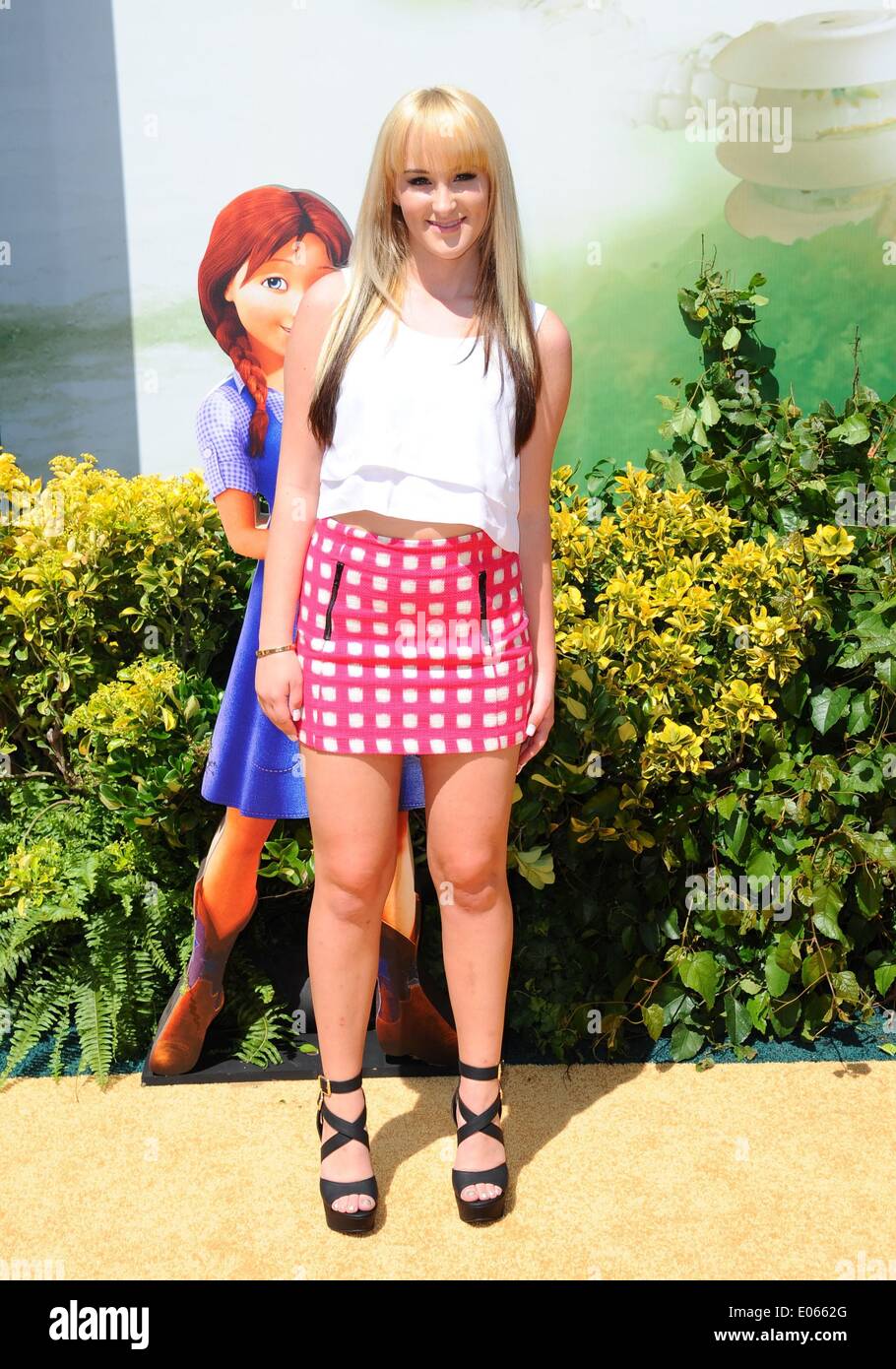 Los Angeles, CA, USA. 3rd May, 2014. Camryn at arrivals for LEGENDS OF ...