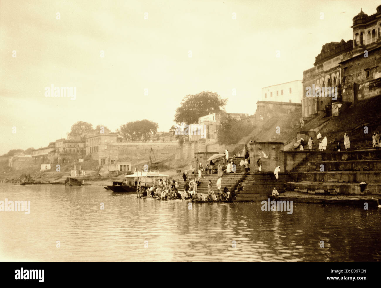 India 1920s hi-res stock photography and images - Alamy