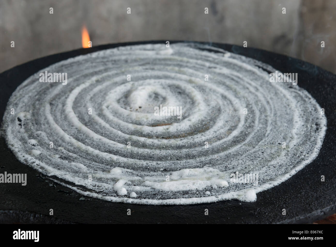 Frying rice hi-res stock photography and images - Alamy
