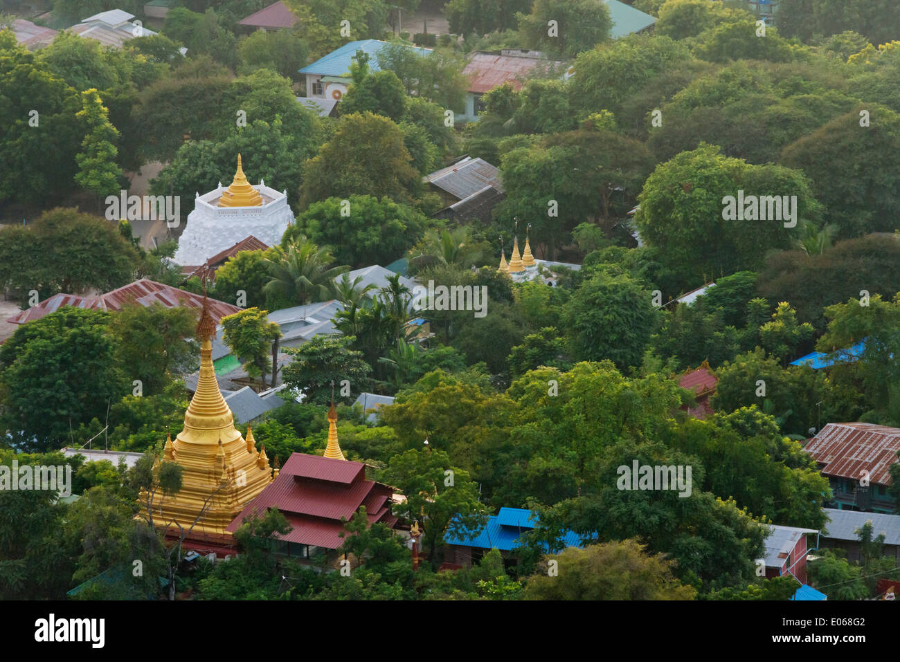 Mandalay temples hi-res stock photography and images - Alamy