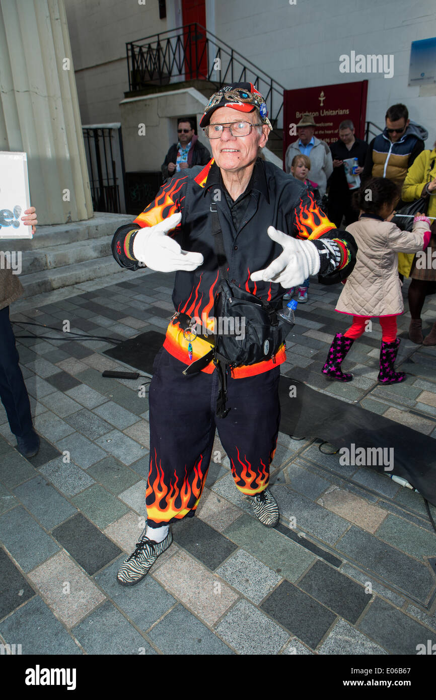 English Disco Lovers at Fringe City Brighton Fringe 2014 Stock Photo ...