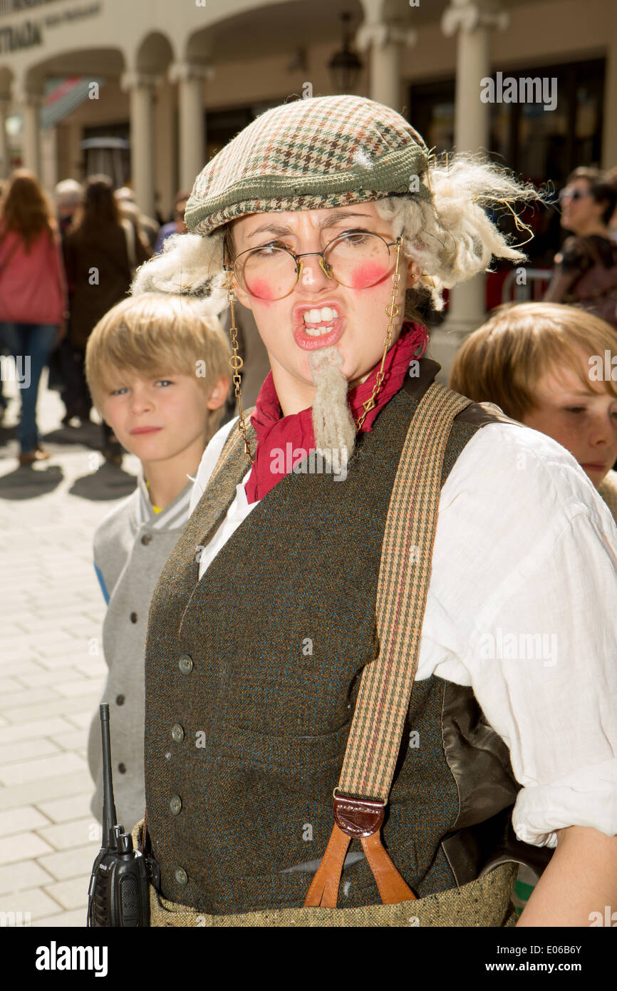 Friendly Fox Hunt at Fringe City, Brighton Fringe 2014 Stock Photo - Alamy