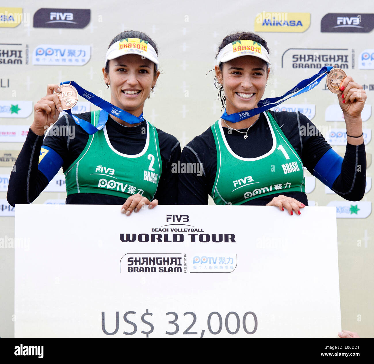 Barbara seixas de freitas celebrate hi-res stock photography and images ...