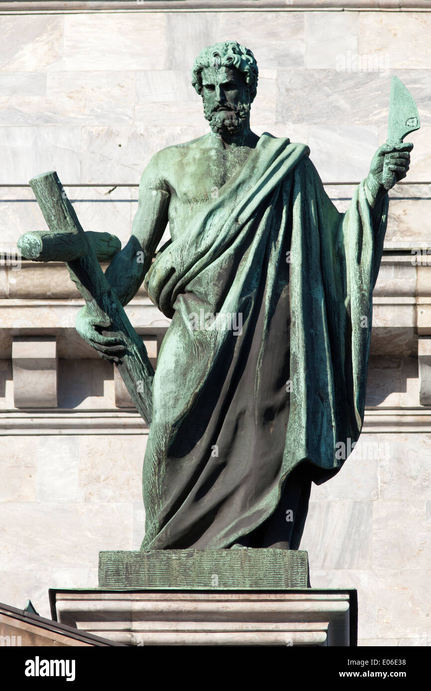 St bartholomew the apostle hi-res stock photography and images - Alamy