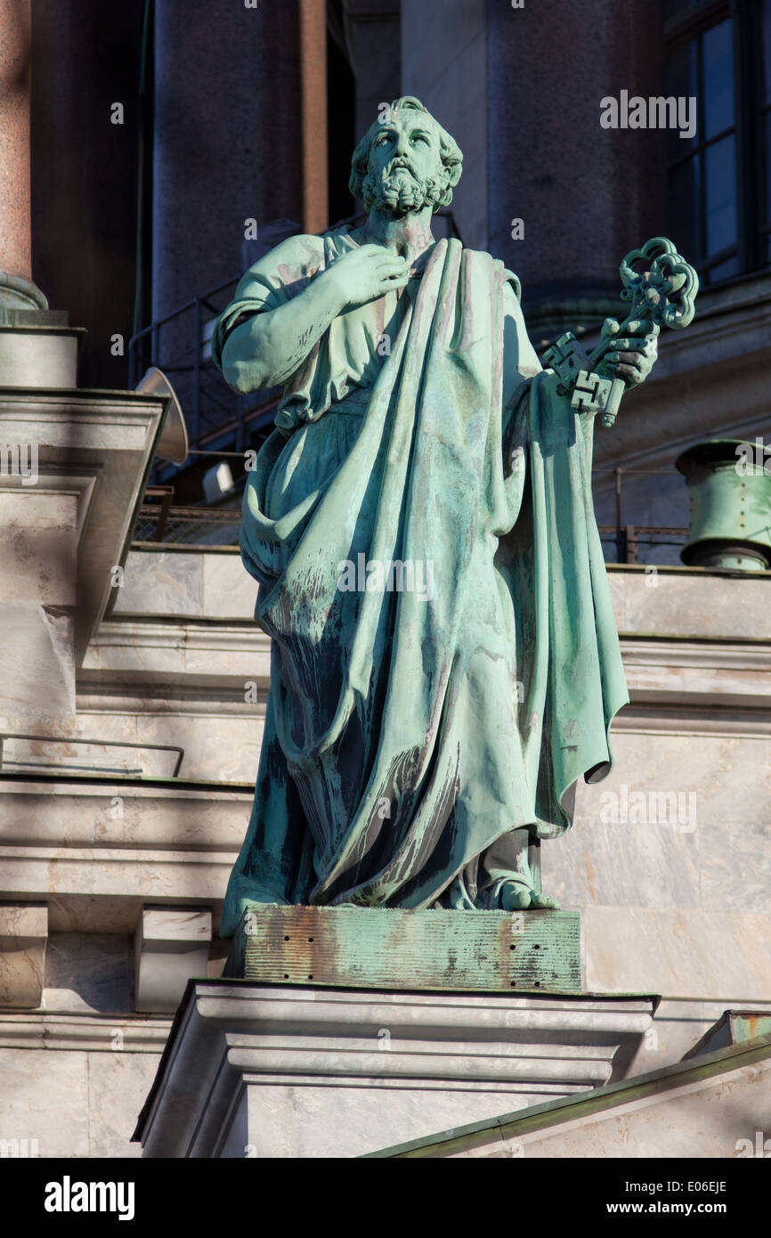 Sculpture of The Apostle Peter with an key, on the Isaac cathedral, St ...