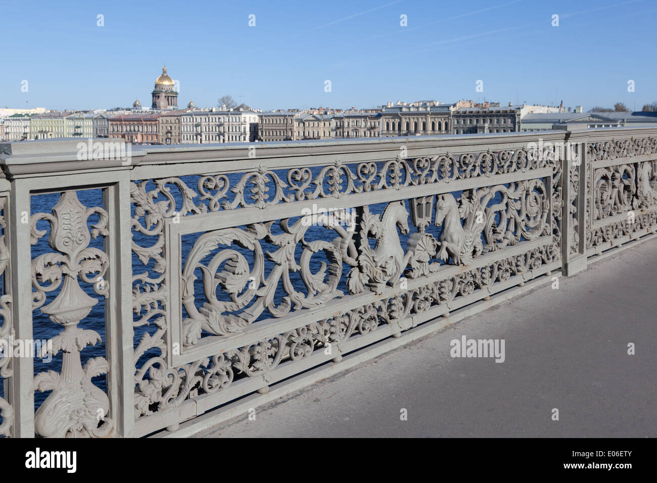 Hippocampus statue hi-res stock photography and images - Alamy