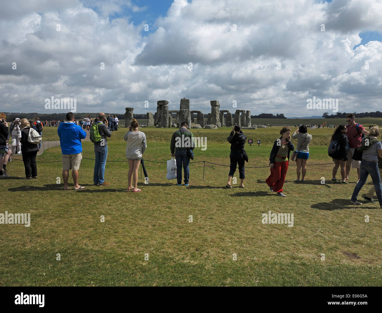 Stonehenge tourists famous English Neolithic monument Stock Photo - Alamy